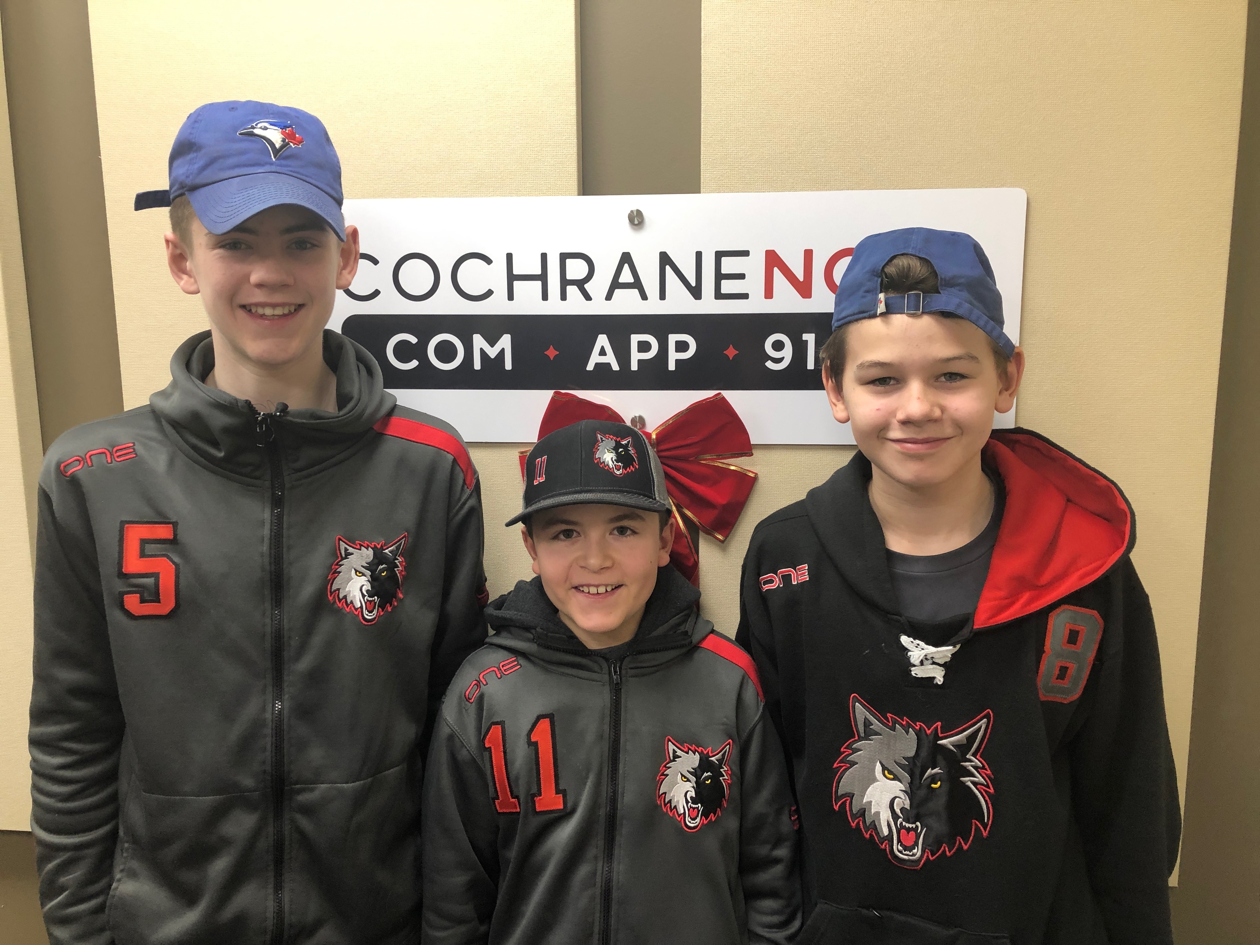 Battle of the Badges charity hockey game - CochraneNow: Cochrane ...