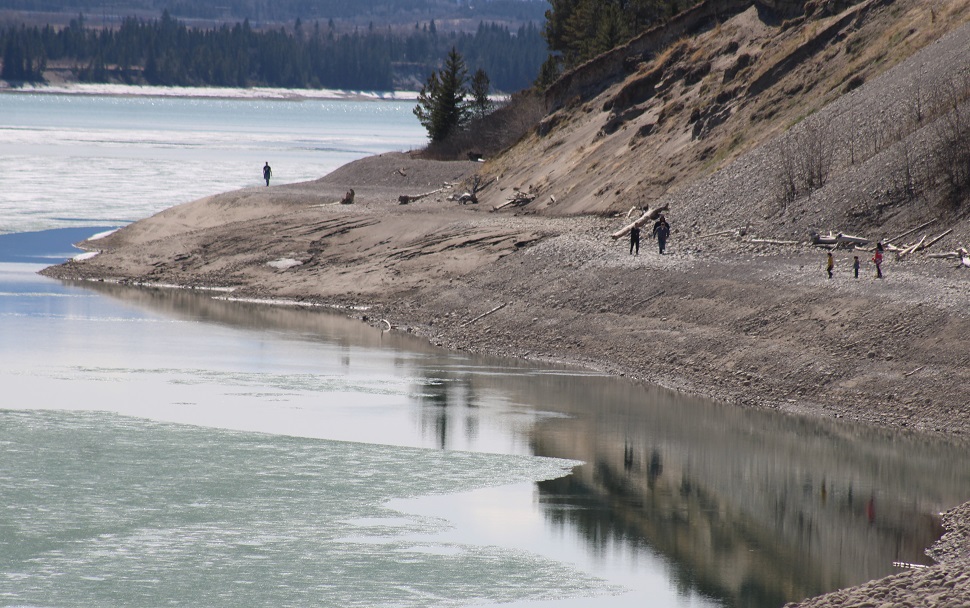 Water sports enthusiasts anxious for ice enjoy the Ghost Reservoir ...