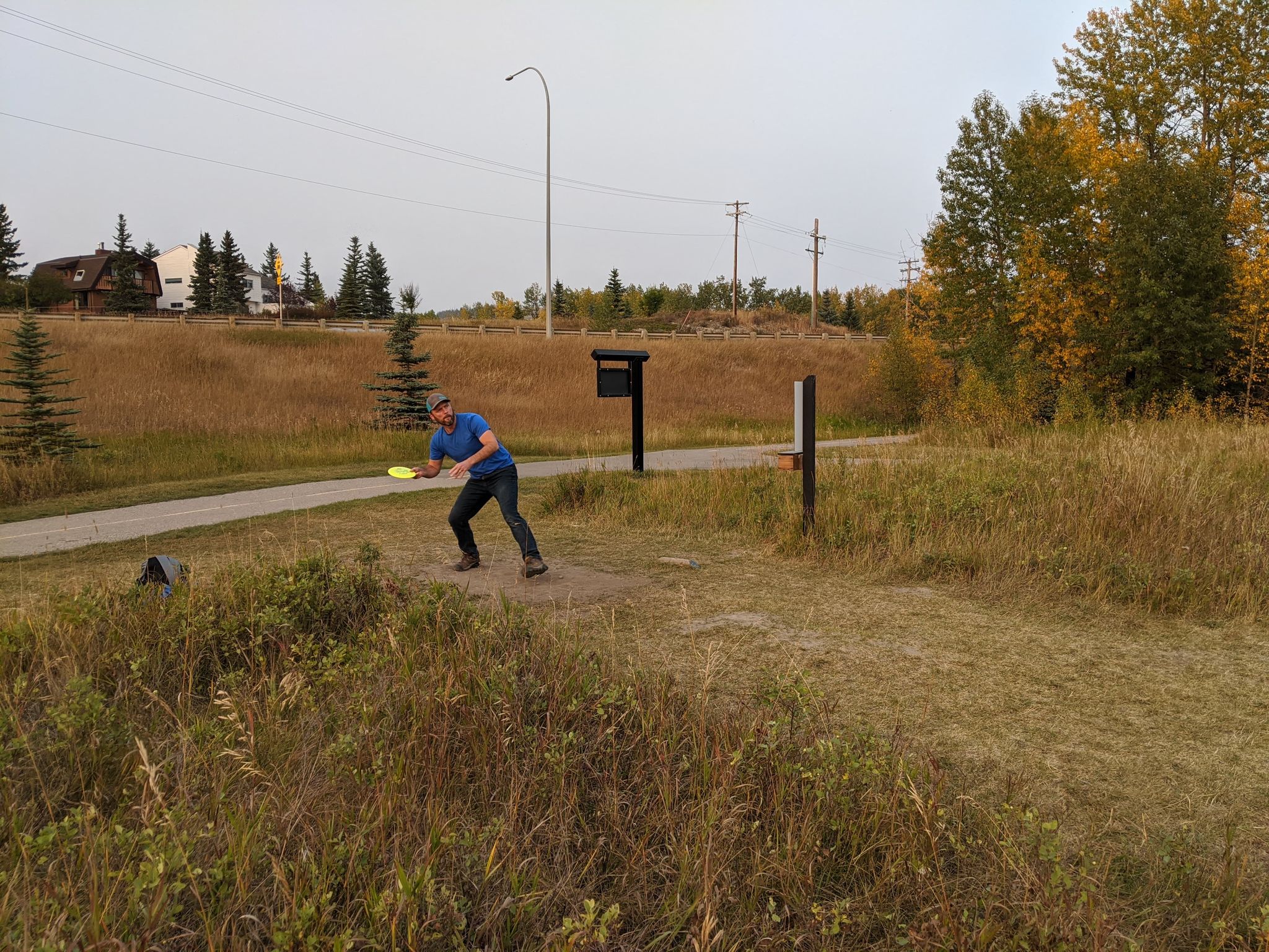 New disc golf baskets installed in Riverfront Park - CochraneNow ...