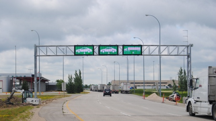 Snowbirds, U.S. border, preparing for land border reopening ...