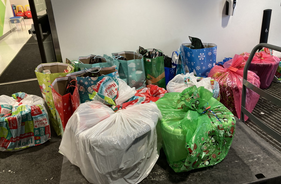 Ten Hampers Donated to Families Thanks to WCS's Giving Tree ...