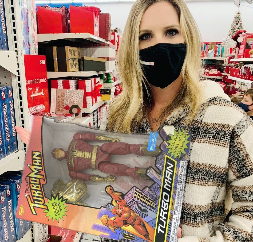 PODCAST: Lauren discovers the best Christmas movie, Light-up and Santa ...