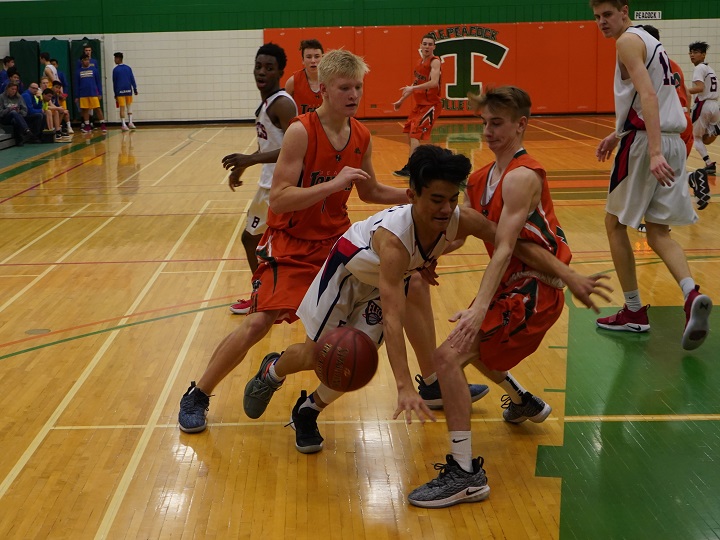 Coach Kozun Leading Young Basketball Team at ECS - DiscoverEstevan.com ...