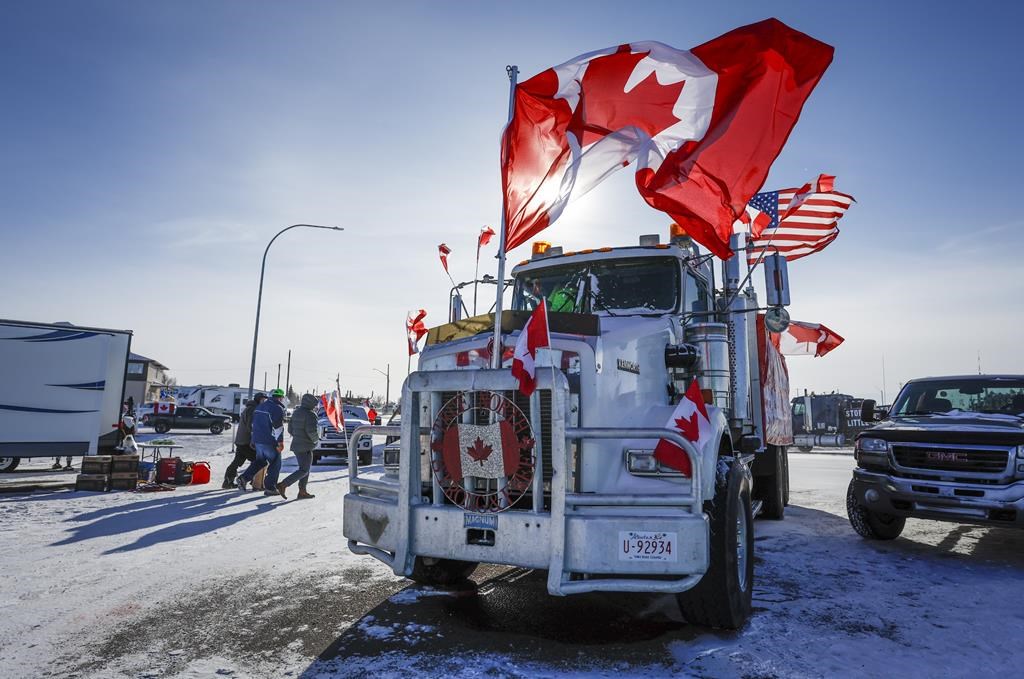 Blockade ends at Alberta-U.S. border crossing after more than two weeks ...