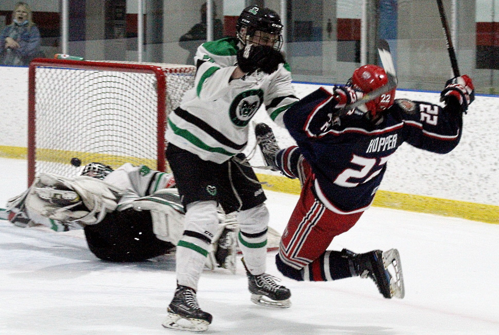 Seven unanswered goals lift Gens to 10-3 win - CochraneNow: Cochrane ...