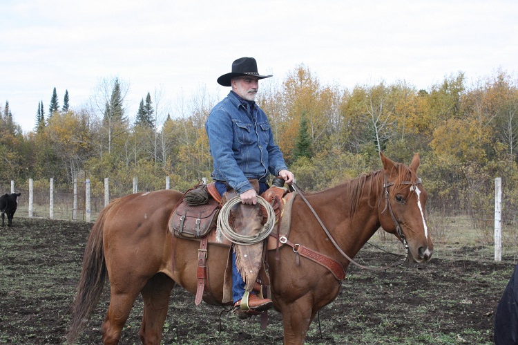 Mantracker still out west on horseback - HighRiverOnline.com - Local ...