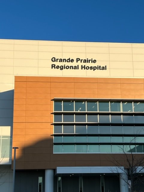 AHS opens 19 new ICU beds, 2 at Grande Prairie Regional Hospital ...