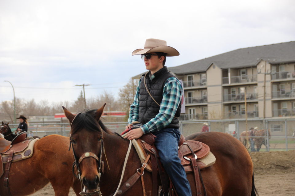 Scenes from Day 2 of the High School Rodeo - DiscoverWeyburn.com ...