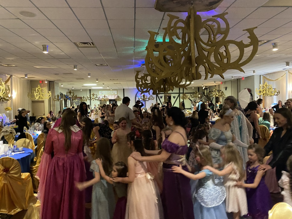 [PHOTOS] Little Princess Ball returns after hiatus - DiscoverMooseJaw ...