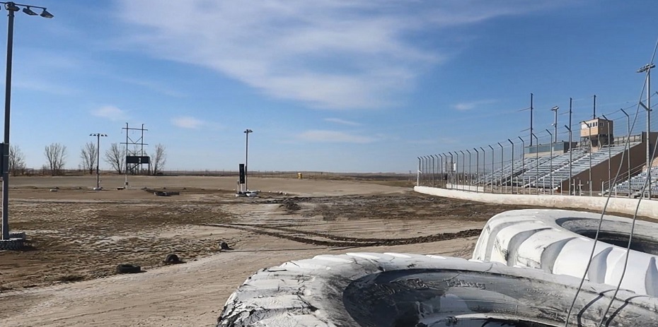 'A hidden gem': Estevan Motor Speedway raring to go - DiscoverEstevan ...