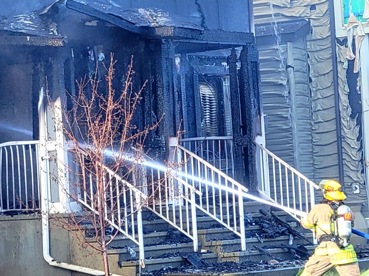 Fire crews remain on scene at Midtown duplex fire - DiscoverAirdrie.com ...