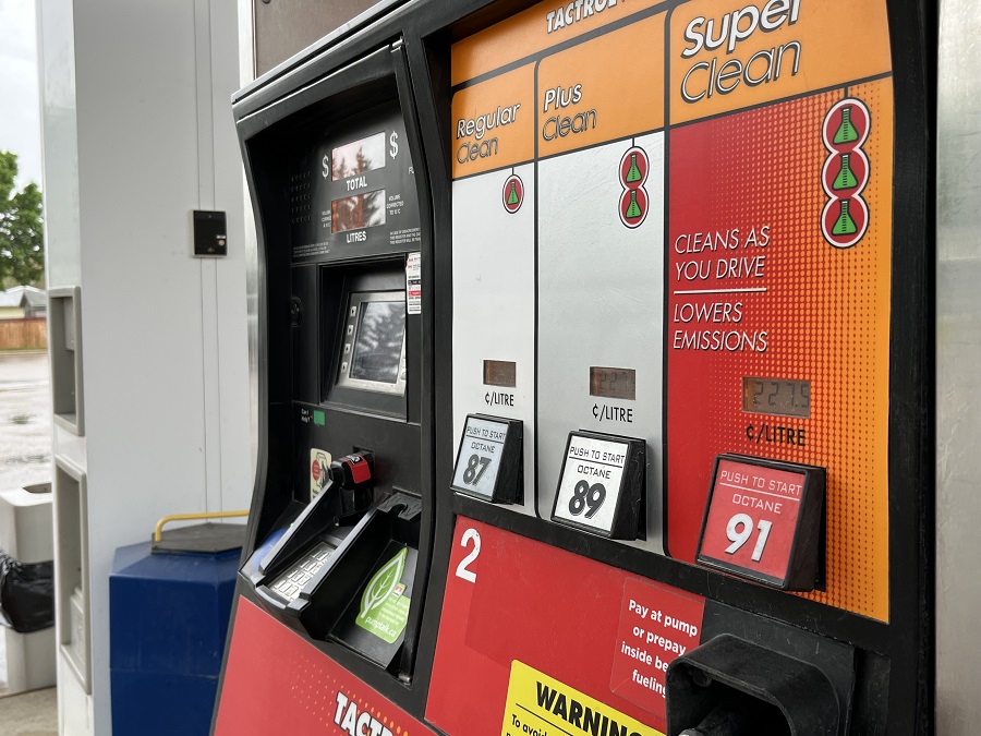 Gas expert hopeful prices will continue dropping in coming weeks ...