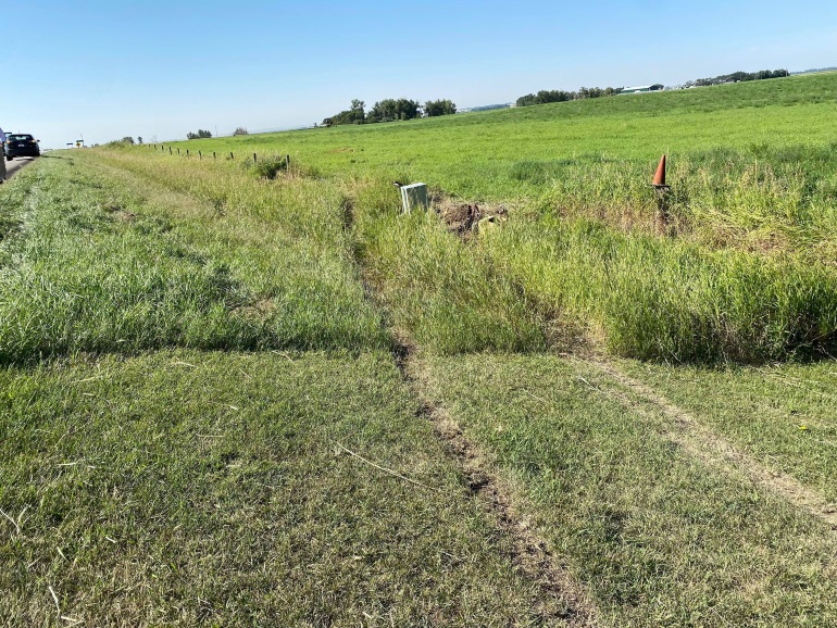 Community comes together to help with car accident - StrathmoreNow.com ...