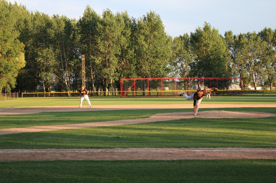 Santa Clara baseball league final begins in Portage tonight ...
