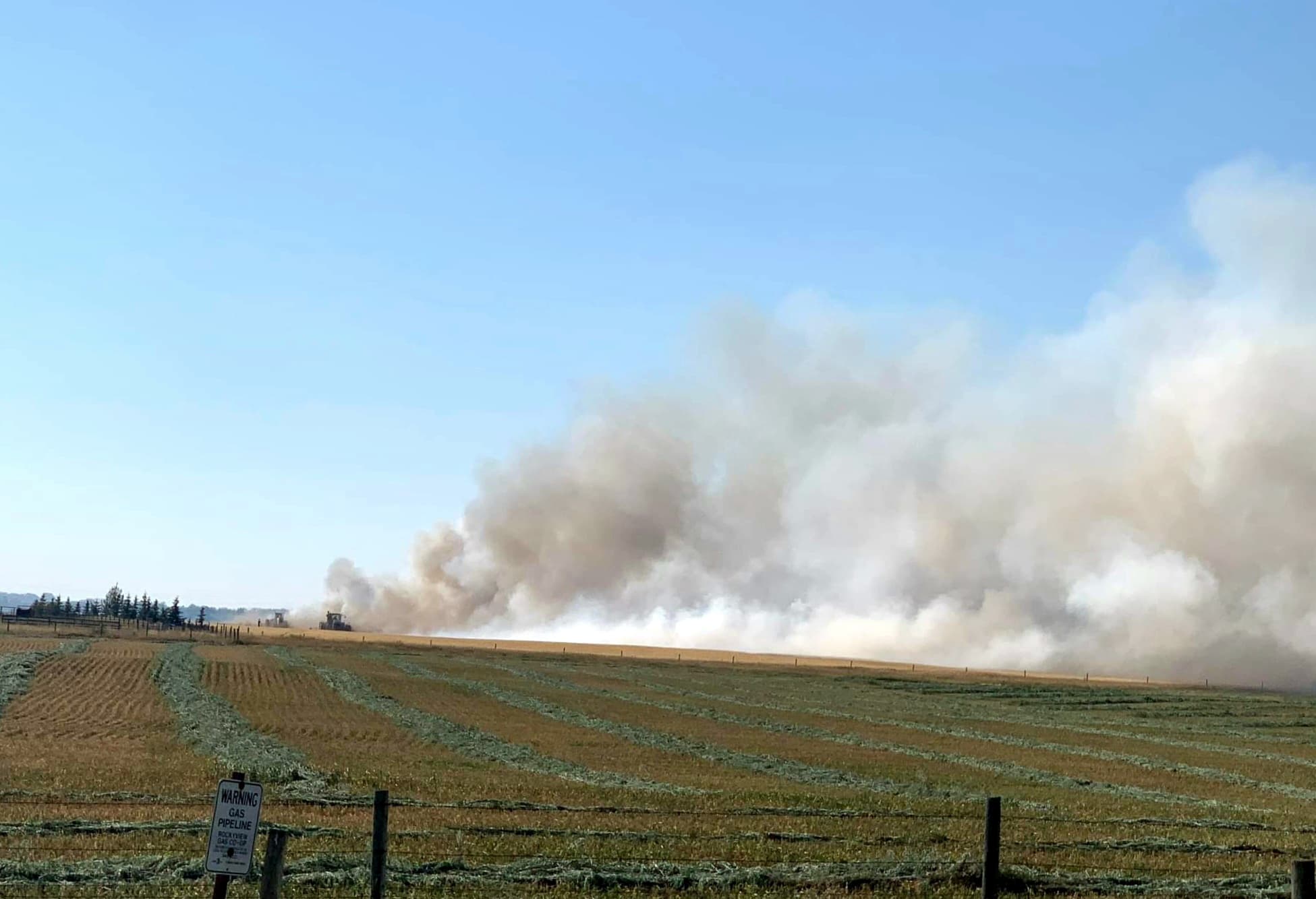 UPDATE: Another grass fire in the Airdrie area - DiscoverAirdrie.com ...
