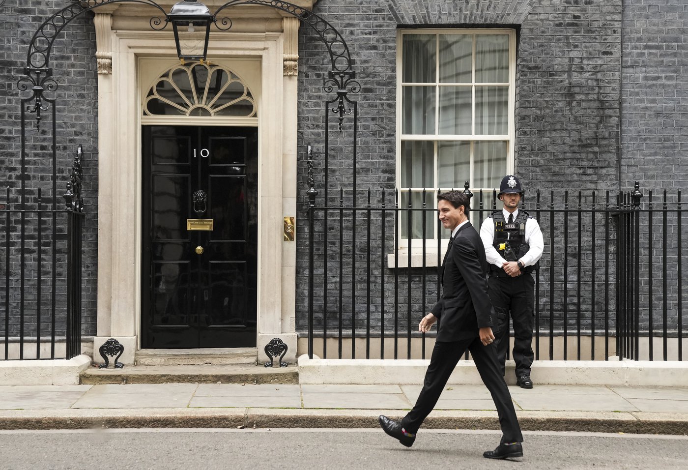 Trudeau meets UK Prime Minister Liz Truss, other world leaders in ...