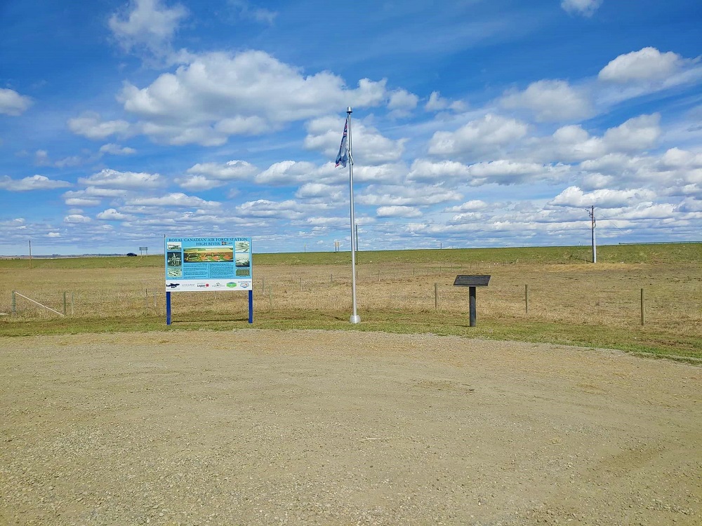 Sibling teens return RCAF Monument to former glory - OkotoksOnline.com ...