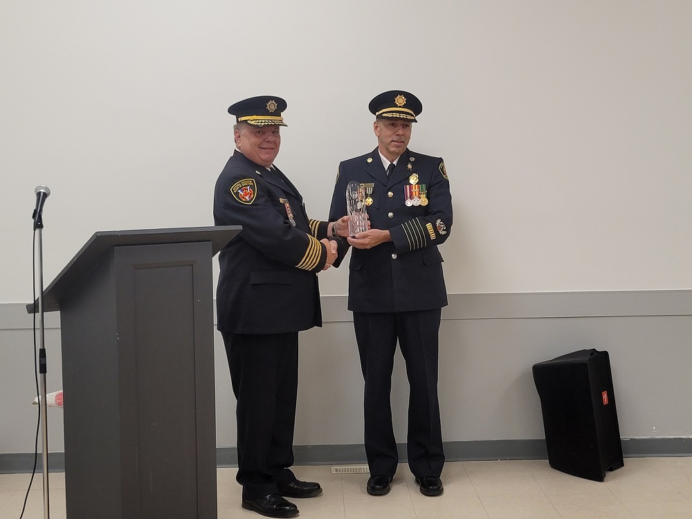 Retired Fire Chief Ron Hope receives Lifetime Achievement Award ...
