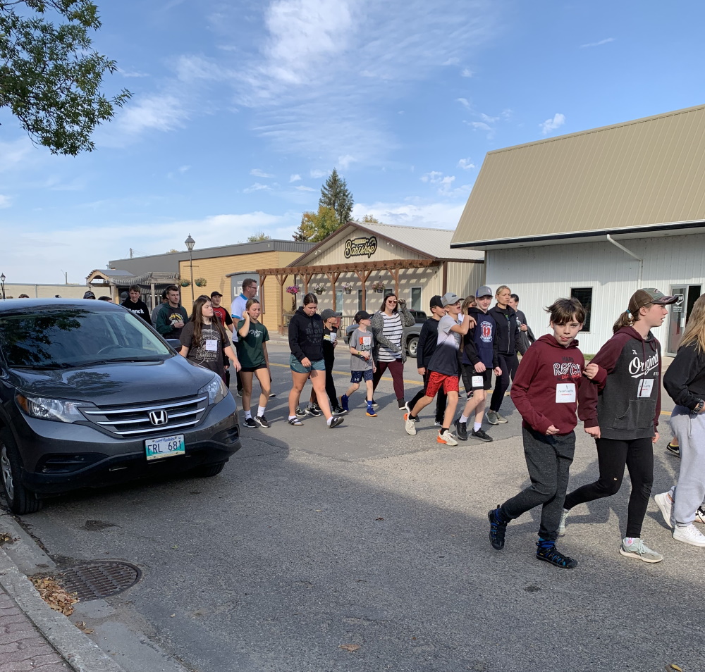 Students hit the road for Terry Fox fund raising day - DiscoverWestman ...