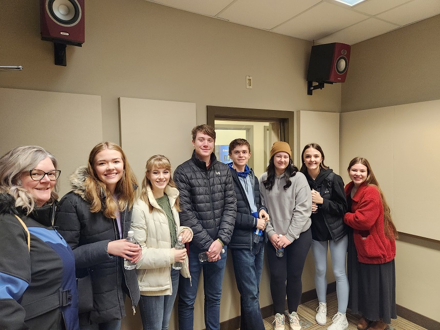 Vanier Collegiate presents ‘Freaky Friday’ musical this weekend ...