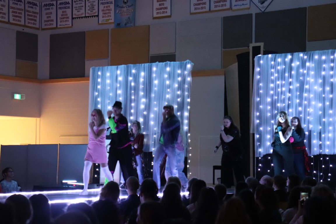 SRSS Grad Fashion Show comes back after two-year hiatus ...