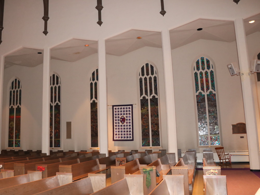 St. Andrew's United Church offers glimpse of beautiful stained glass ...