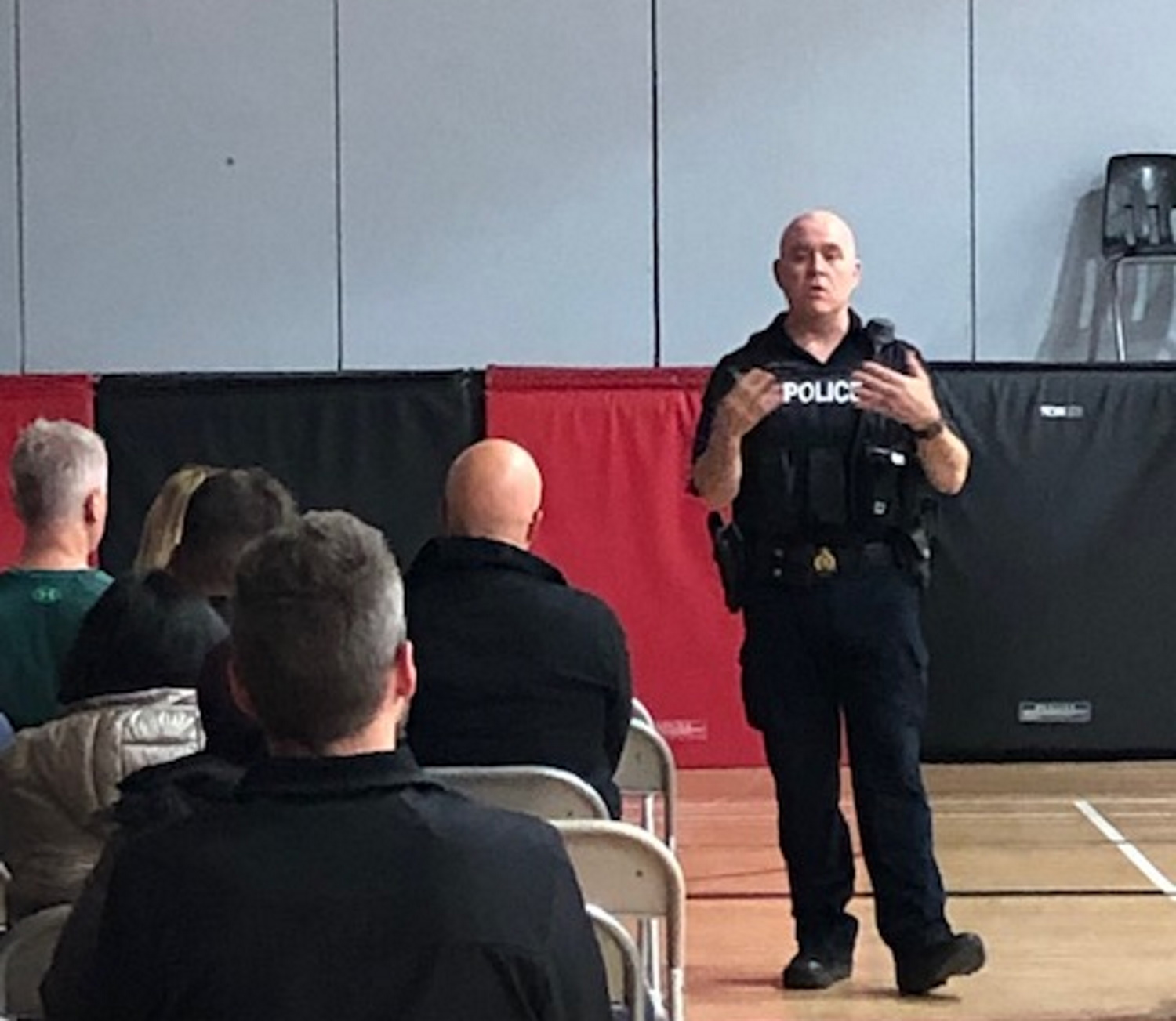 Online Safety presentation for students and parents held at Morden ...
