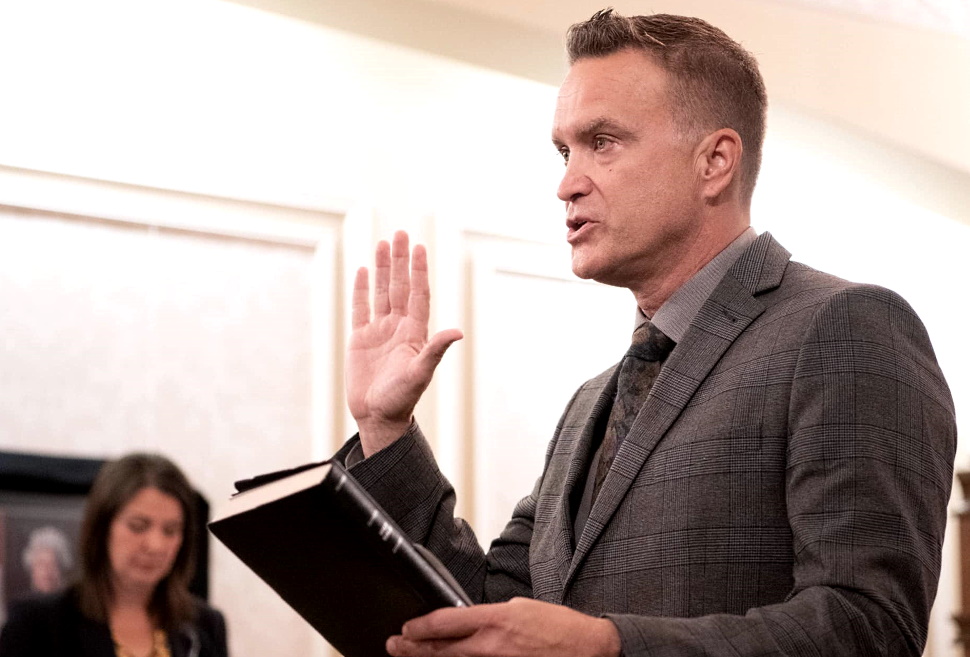 MLA Peter Guthrie resigns as Infrastructure Minister - CochraneNow ...