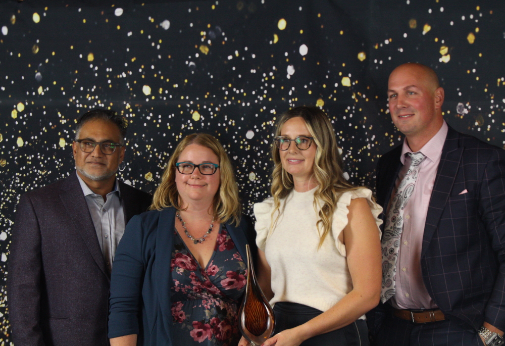 Award blossoms for renowned garden centre - SwiftCurrentOnline.com ...