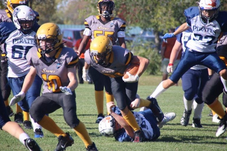 Peters reflects on Sabres football season - SteinbachOnline.com - Local ...