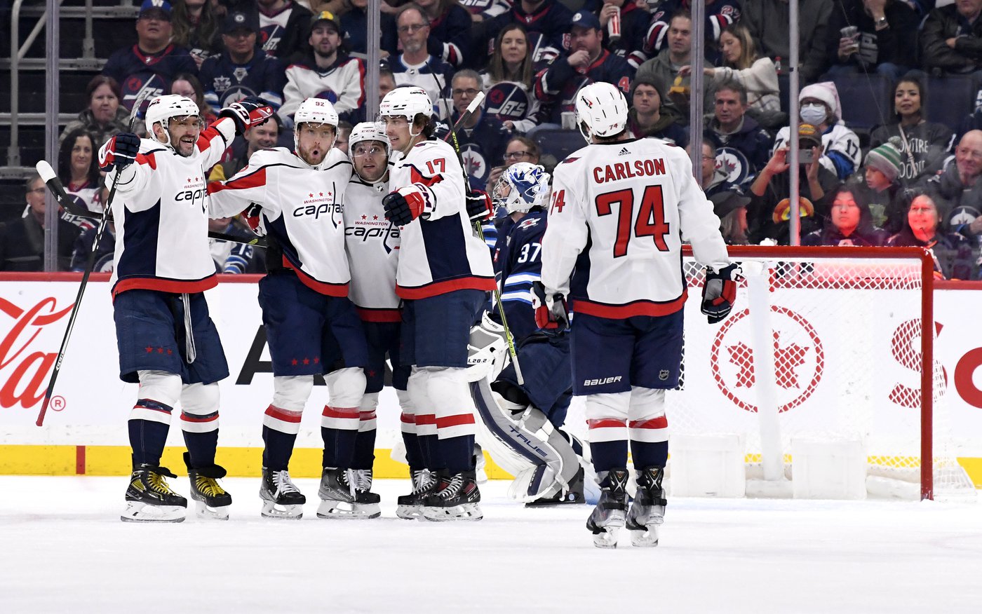 Capitals defeat Jets 5-2 behind four-goal second period - Classic107 ...