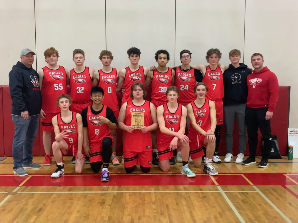 A gold for Eagles Boys Basketball - DiscoverWeyburn.com - Local news ...