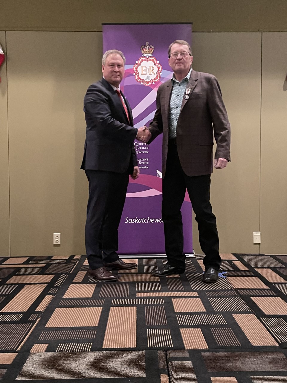 40 individuals honoured in Kindersley with Queen Elizabeth II Jubilee ...