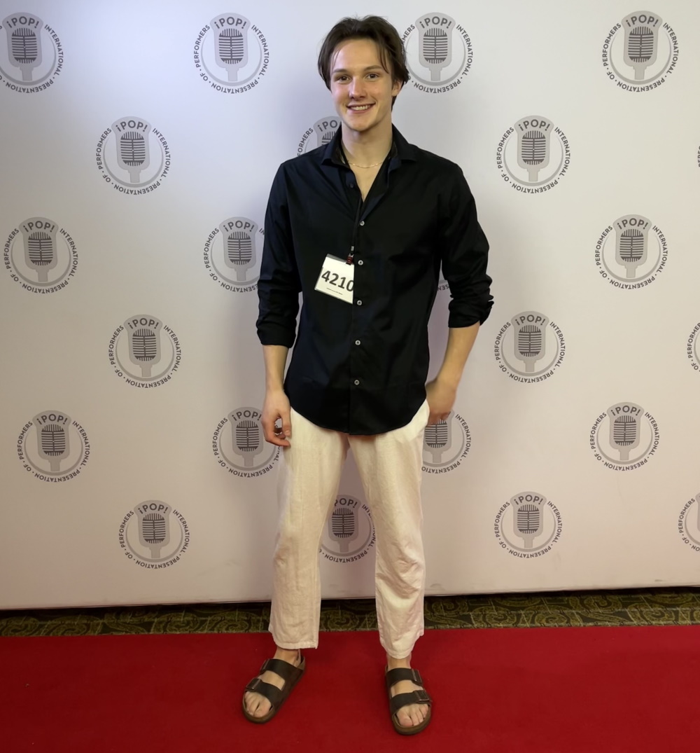 Moose Jaw actor brings home scholarship from Los Angeles talent ...