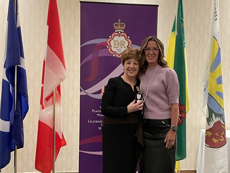 Moose Jaw city councilor Dawn Luhning receives Platinum Jubilee Medal ...