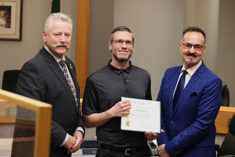 City employees complete leadership development program ...