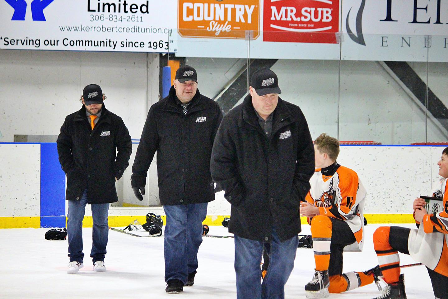 GALLERY: U15 KDL Tigers celebrate Provincial D win - WestCentralOnline ...