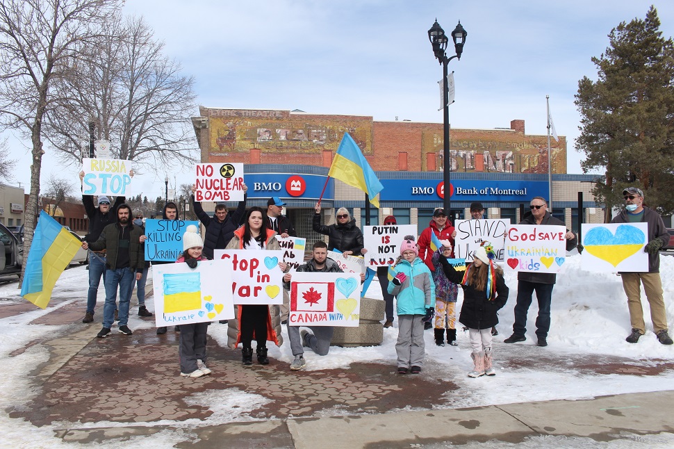 Saskatchewan receives over 230 more Ukrainians in latest flight ...
