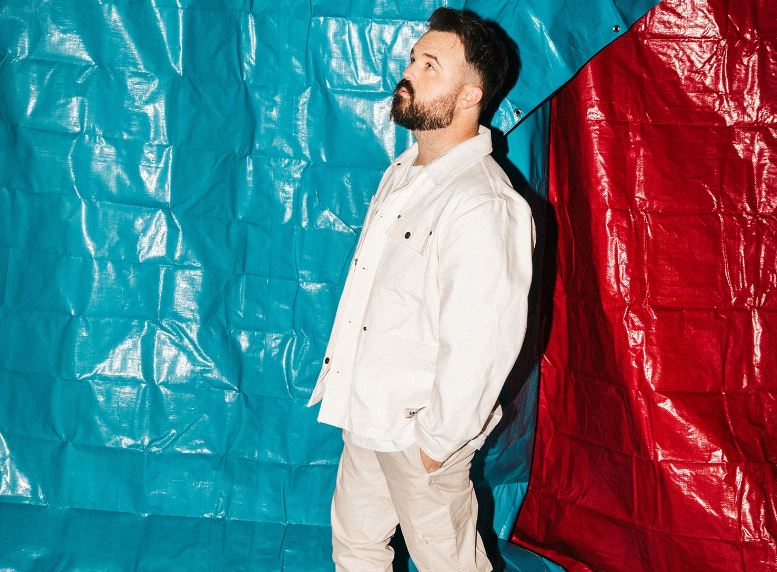 Cody Carnes Releases New Song Announces New Live Album Chvnradio
