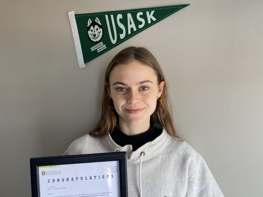 Liv Erickson wins top scholarship to U of S - DiscoverMooseJaw.com ...