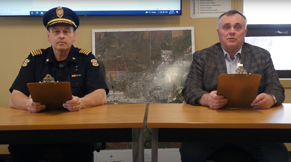 Mayor addresses wildfire efforts and support in Swift Current ...