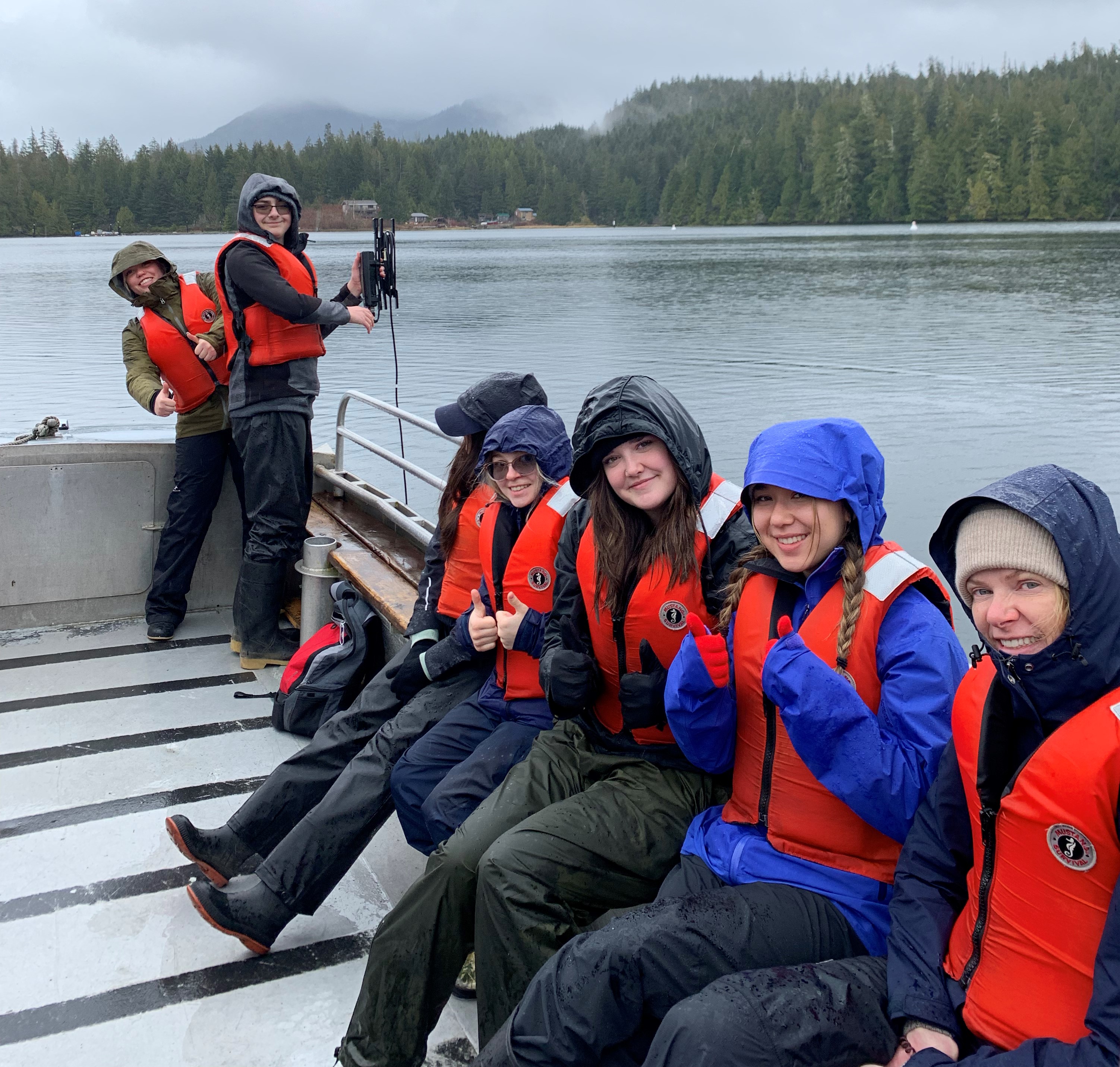 Cochrane students dive into unique ocean field trip - CochraneNow ...