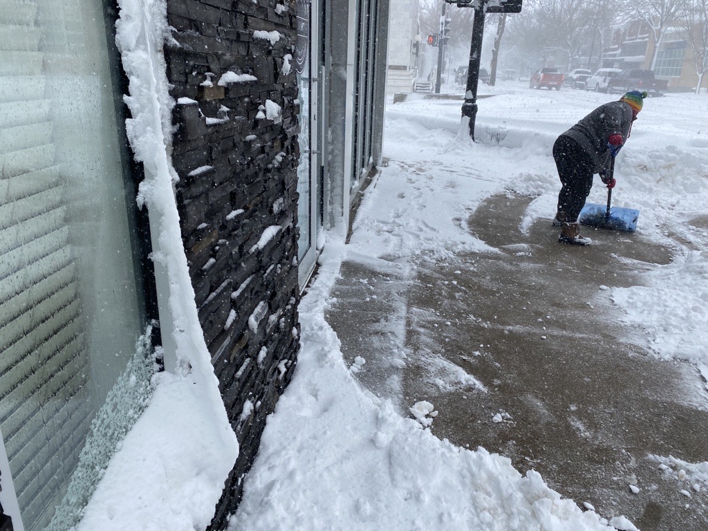 Avoid injuries while moving heavy snow - DiscoverWeyburn.com - Local ...