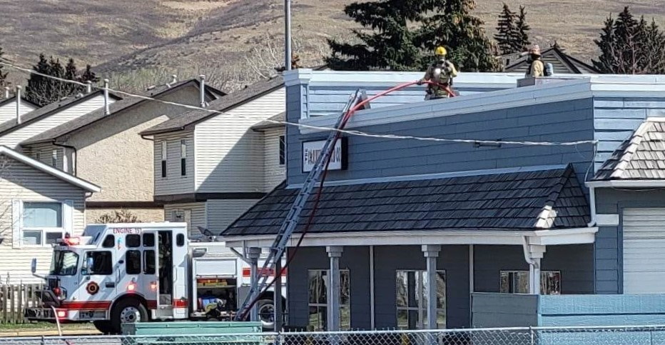 Fire crews respond to restaurant fire - CochraneNow: Cochrane, Alberta ...