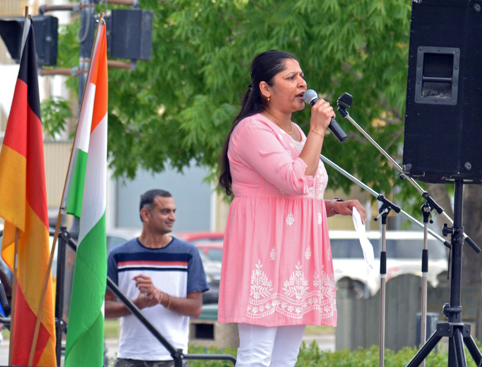 New Canadian citizens welcomed to Steinbach in special ceremony ...