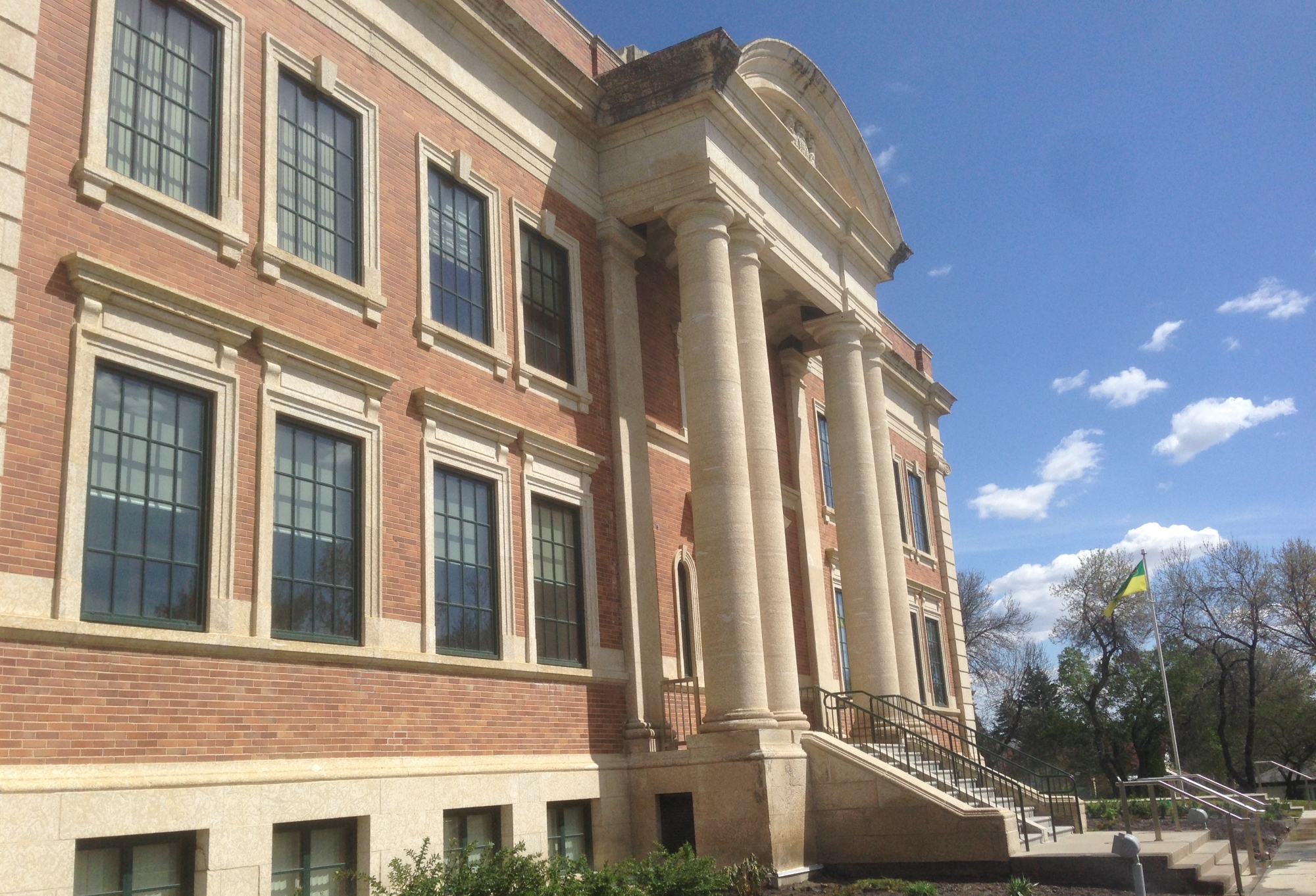 Bail hearing set for Swift Current man charged in police presence ...