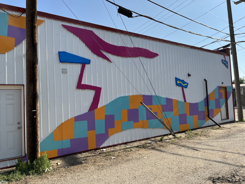 Police & students join forces to install graffiti-resistant mural ...