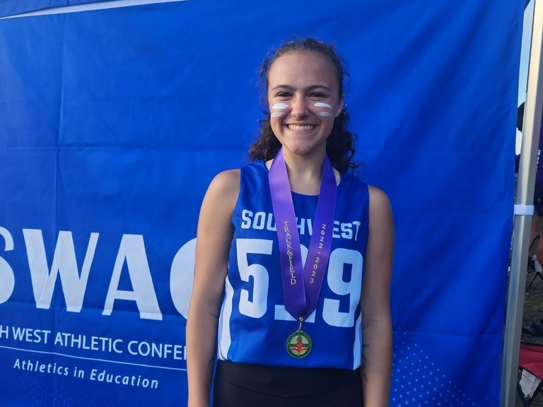 Comp wins team title, 15 SWAC athletes earn medals at provincial track ...
