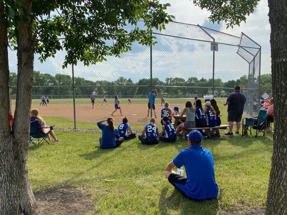 Altona Angels host Softball Night to celebrate a strong season ...