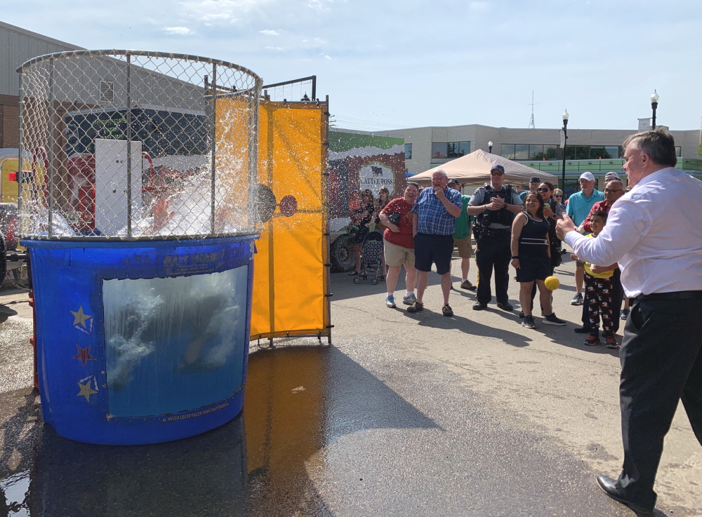 Dunk tank splashes up funds for The Center - SwiftCurrentOnline.com ...